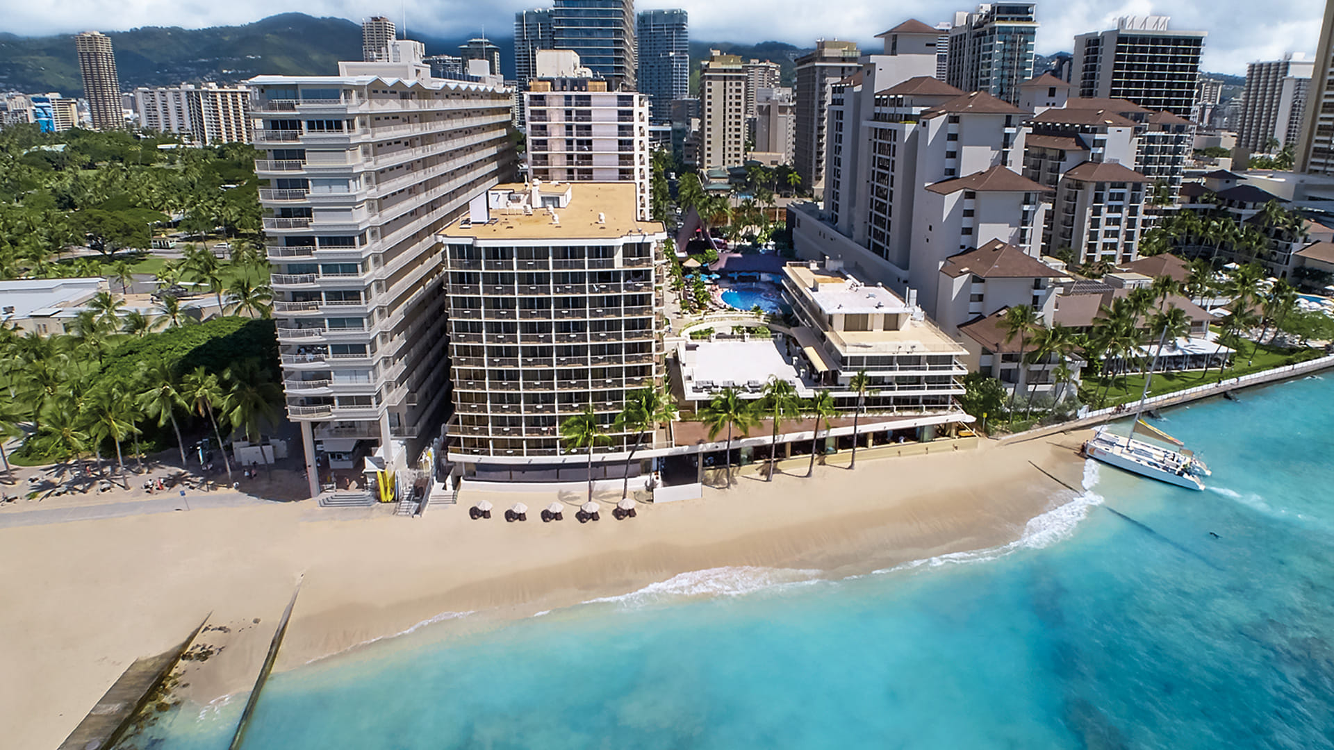 GHA DISCOVERY Exclusive Offer - OUTRIGGER Reef Waikiki Beach Resort ...