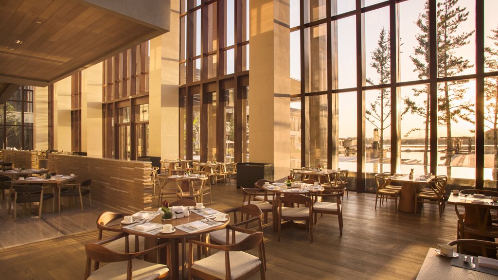 18% off on signature set menu at Waterside - Yanqi Hotel Beijing ...
