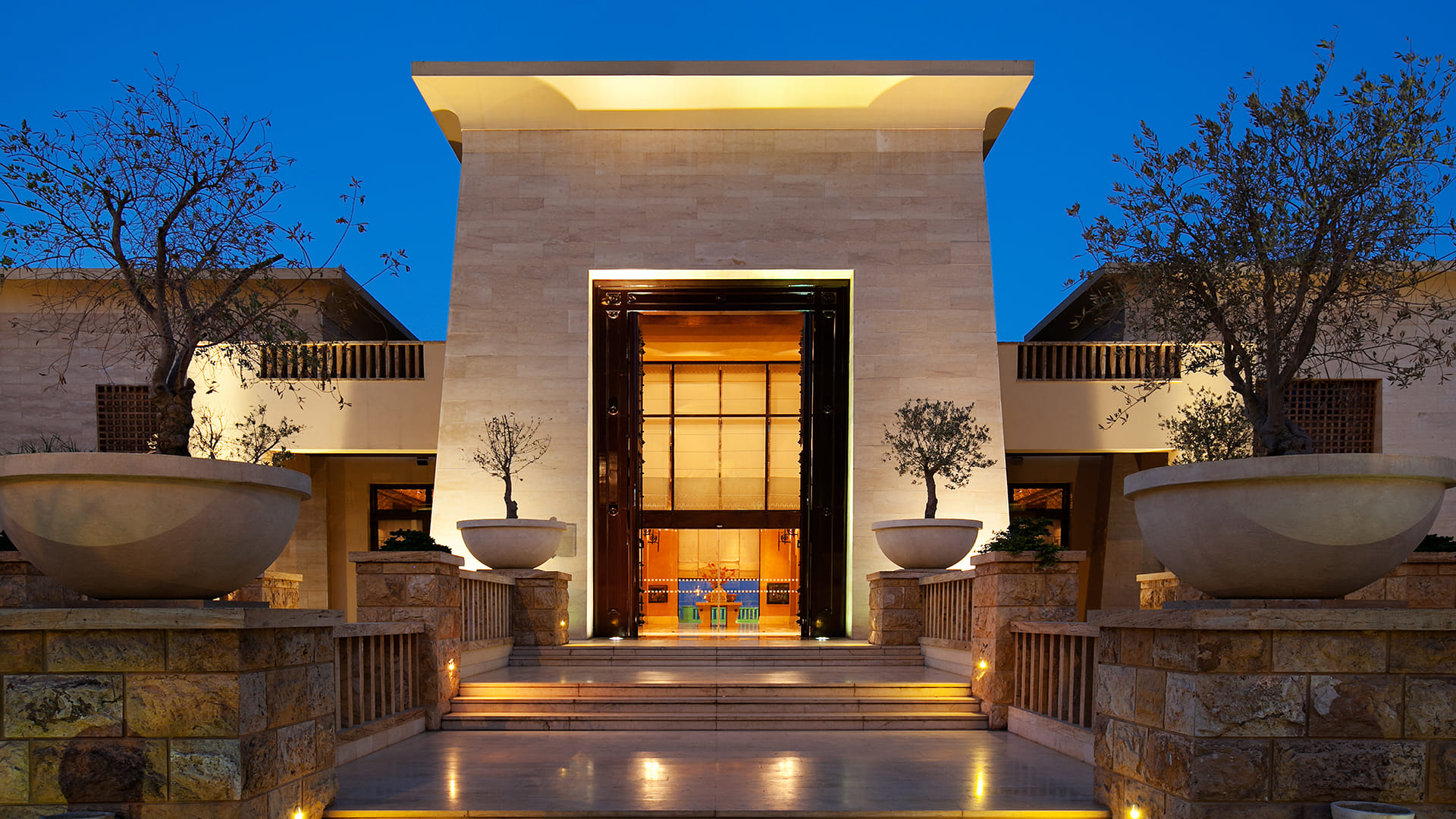 Suite Indulgence - Kempinski Hotel Ishtar Dead Sea - GHA DISCOVERY ...