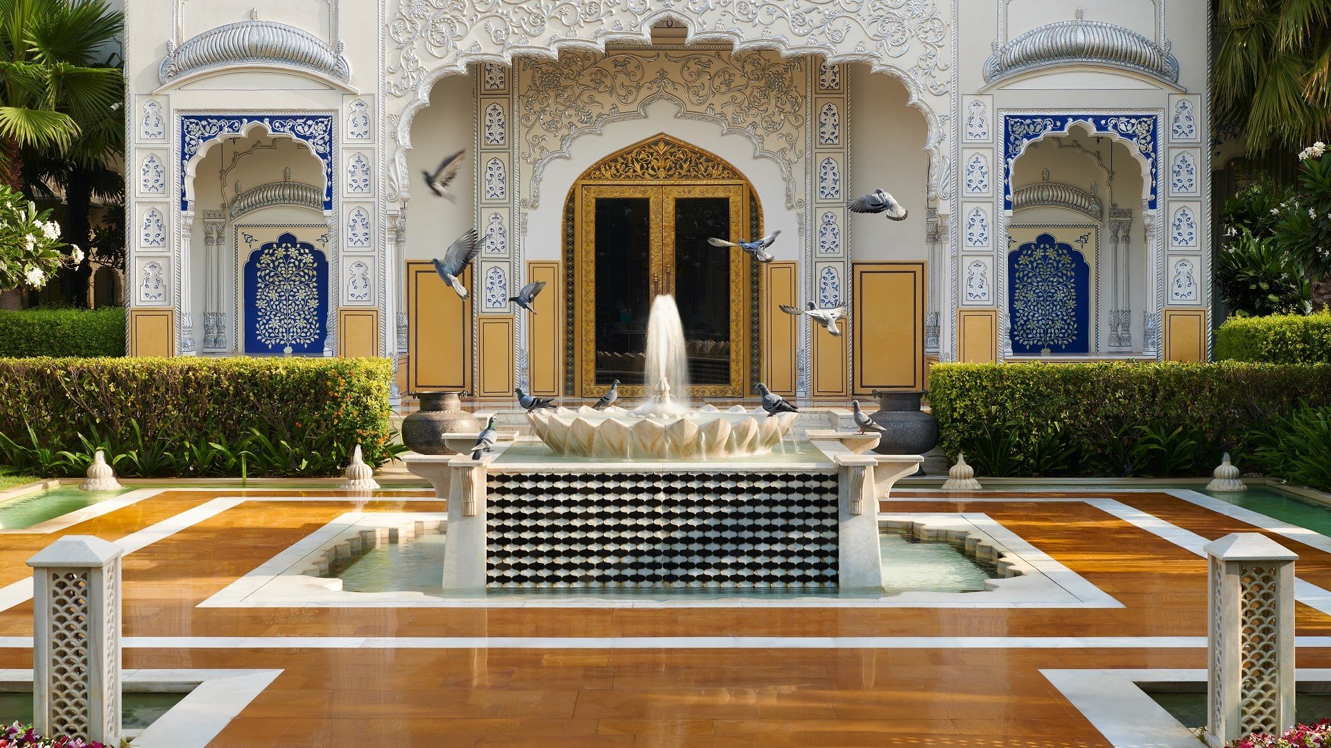 Royal Summer Escape | GHA DISCOVERY Loyalty - GHA Loyalty Program